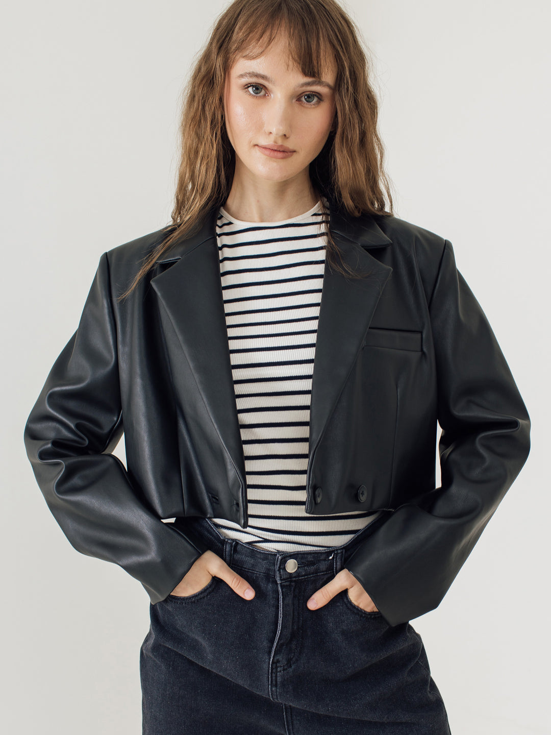 BI LEATHER CROP BLAZER – BLZR.ID